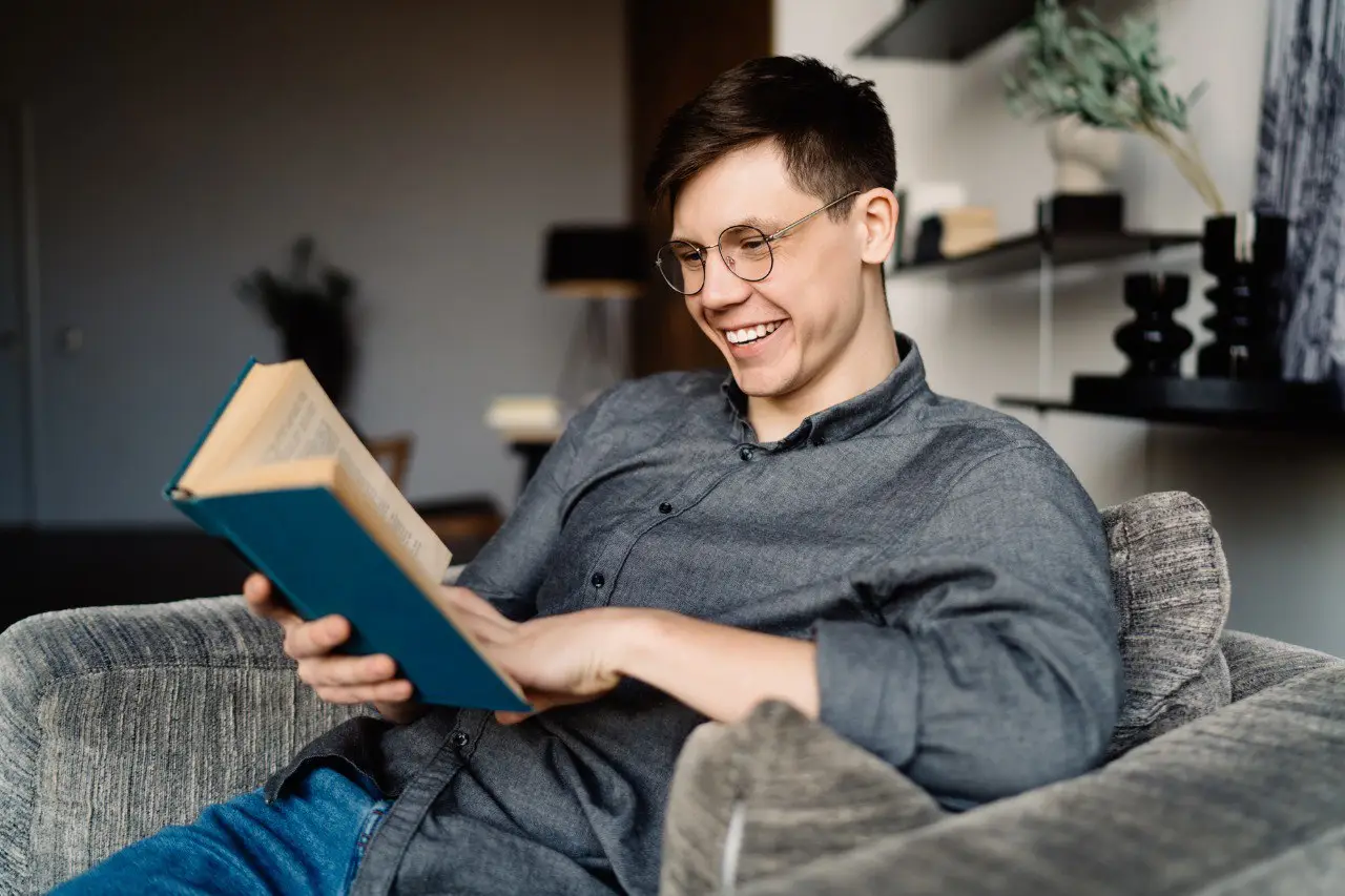 Jim Kwik vs Ed Strachar’s Reading Genius®